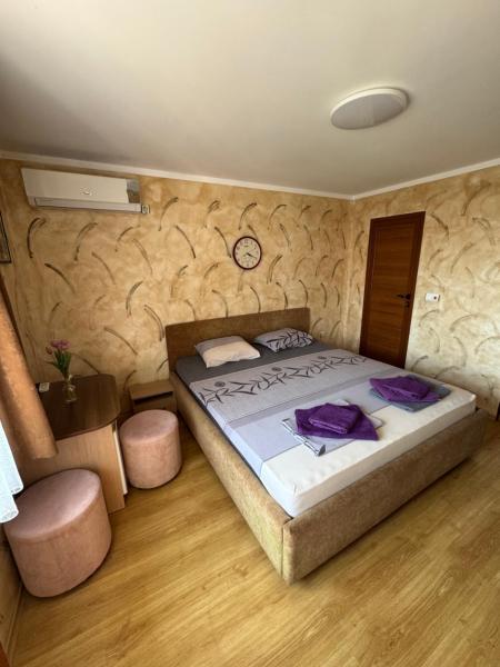Guest House Amfora With A Sea View - Sozopol
