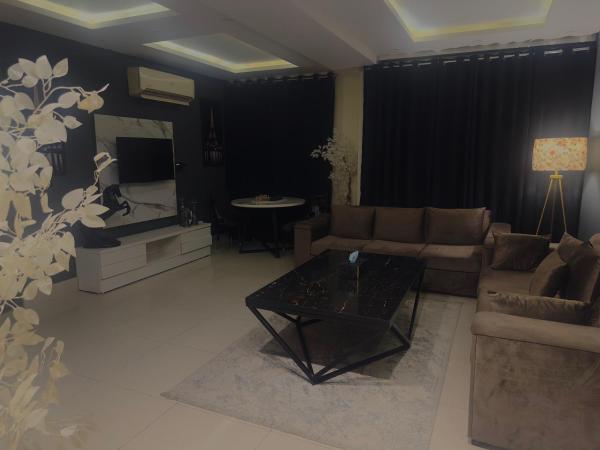 Stylish & Cozy 2br Apartment - Lahore