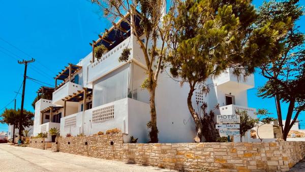 Angelica's Deluxe Rooms In Adamas - Milos