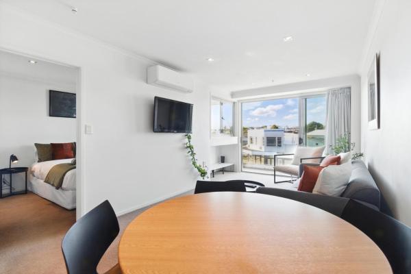 Uptown The Mount At Algarve Apartments - Mount Maunganui