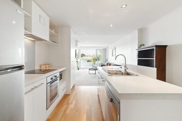 Uptown The Mount At Algarve Apartments - Mount Maunganui