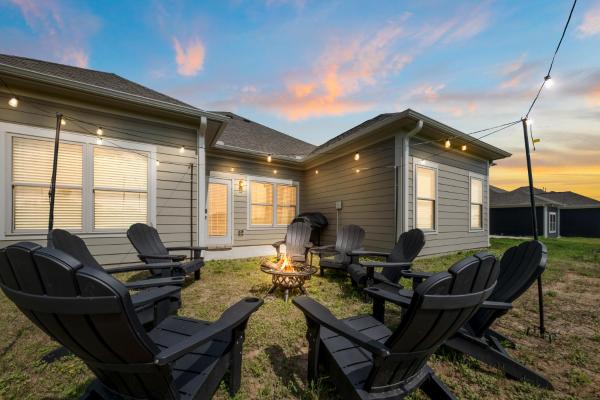 Modern 4br Home With Game Room And Fire Pit - Near Downtown Cullman - 컬먼