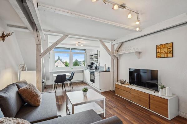 Helles & Charmantes 2-zimmer-dachrefugium - Cottbus