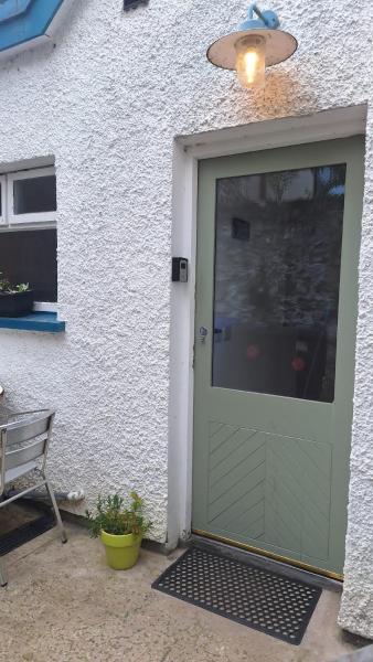 Ballycastle Town Centre Apartment - Ballycastle