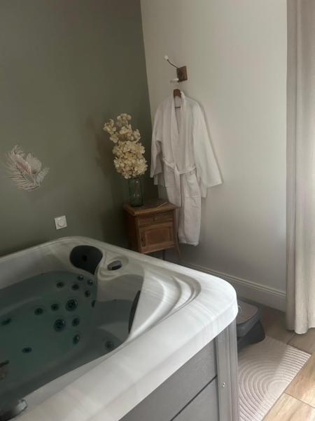 L'abreuvoir De Rivière - Somme