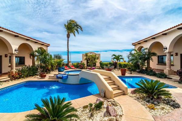 Elegant Hacienda Villa For 20, Ocean Views, Pool - San José del Cabo