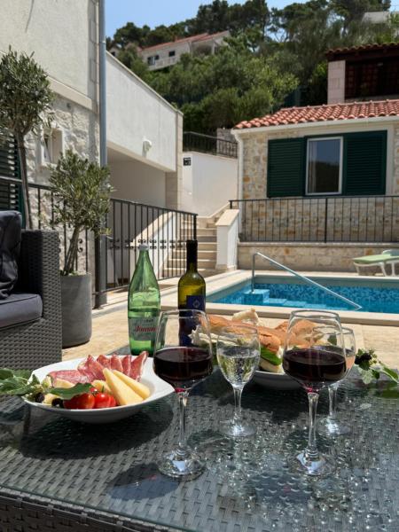 Pucisca Vero Apartments - Croatia