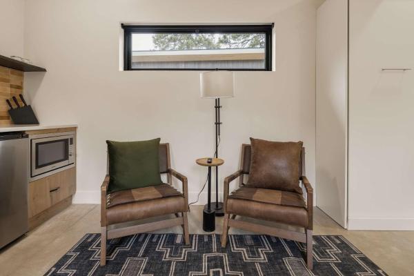 Modern Cabin Peaceful Nature Retreat Sleeps 2 - Colorado