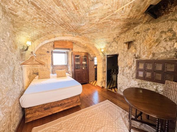 Kalma Elephant Tower - Medieval Stay With A City View - カリアリ