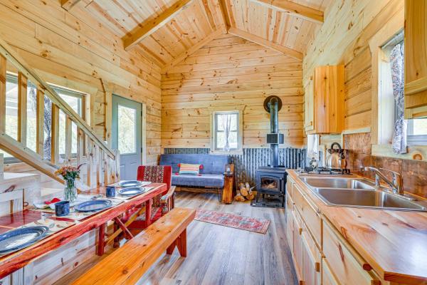 Fish And Hike Nature Escape In Lewiston - Whitewater State Park, Altura