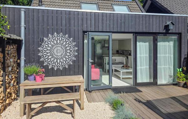 1 Bedroom Lovely Home In Heiloo - Egmond aan Zee