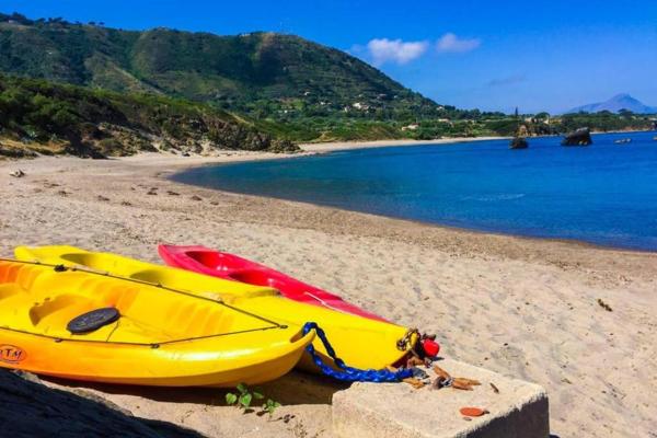Villa Al Mare Baia Emiri Mazzaforno Cefalù - Lascari