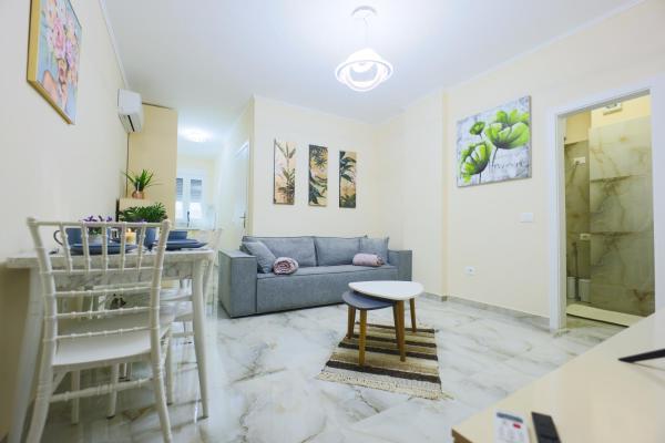Ingrit Gjoni Apartment - Golem