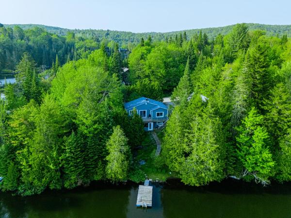 Le Chalet Bleu, Spa Au Bord Du Lac - Quebec
