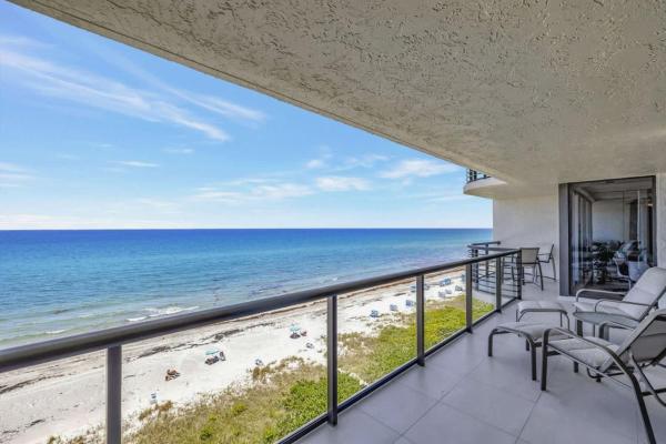 Panoramic Ocean-to-intracoastal 3-bdr Superb Condo - Delray Beach, FL