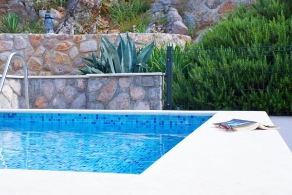 Apartments Sanja - Karlobag