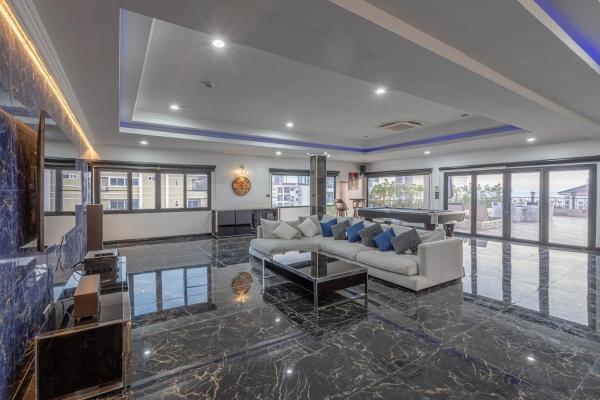 Pratumnak Penthouse X Monthstayz Thailand - Pattaya City