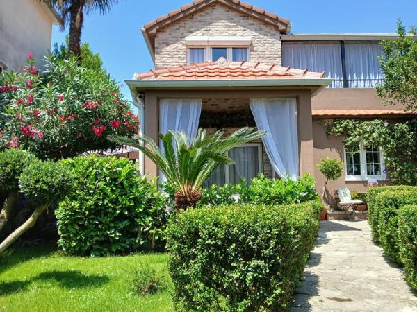 Apartments Bajkovic - Montenegro