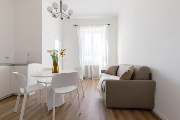 Moon Apartments - Spacious Central Two-room Apartment - Cinisello Balsamo