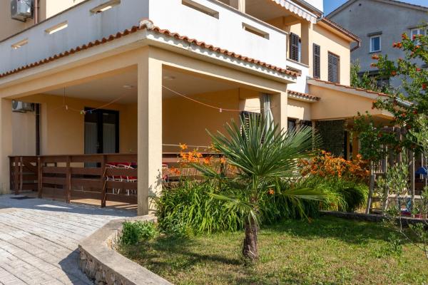 Apartments Snjezana By El-pi Tours - Cres