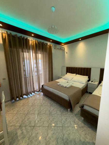 Ylli's Apartments - Saranda