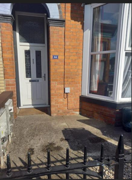 Lucruios Villa Room 1 - Beverley, UK