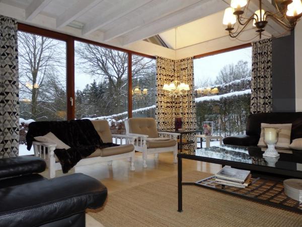 Pleasant Chalet On The Heights Of Malmedy , Cleaning Included - Stavelot