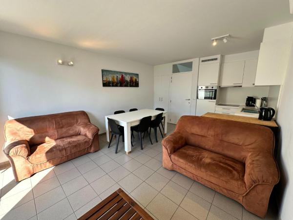 Holiday Home In Koksijde Near Sandy Beaches, Cleaning Included - Alveringem