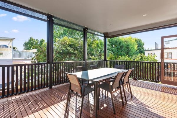 Gargoyle House - Spacious West End Home With Yard - Brisbane