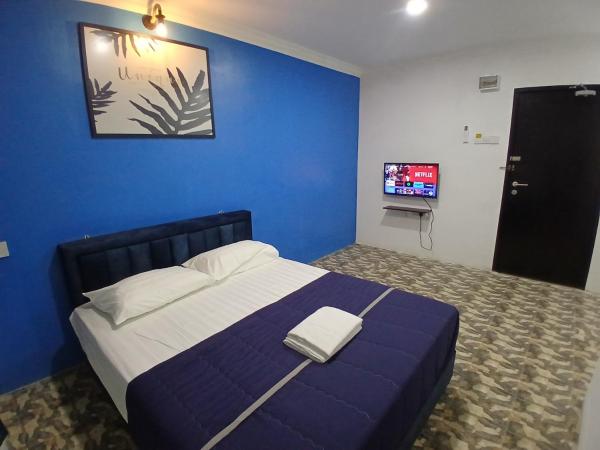 Boss Hotel - Pusing