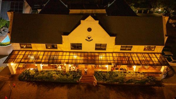 Noordhoek Village Hotel -