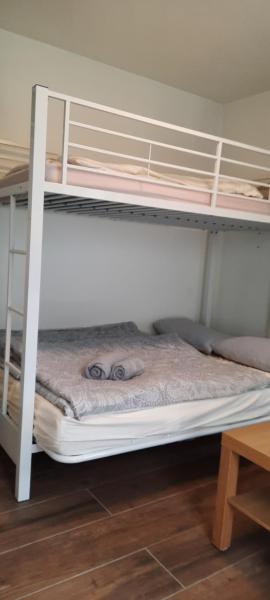 Private Bedsit At Newcastle - Galway