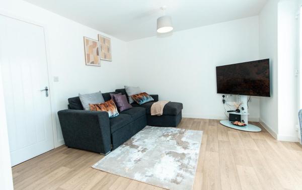 Nay Apartment Two-bedroom Appt In Coventry - Coventry