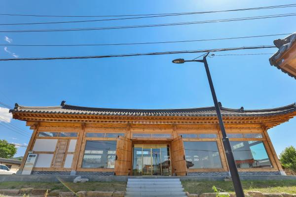 한옥 천원마을 - Gyeongju-si