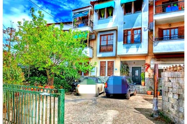 Private Parking 2συν1 ΣΥΓΧΡΟΝΟ ΔΙΑΜΕΡΙΣΜΑ - Thessaloniki