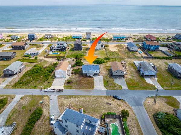 Modern 3rd Row Cottage Hot Tub And Pet Friendly - Kitty Hawk, NC