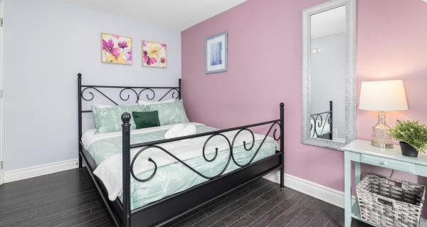 Urban 1br Gem With Kitchen, Smart Tv & Workspace - Ottawa