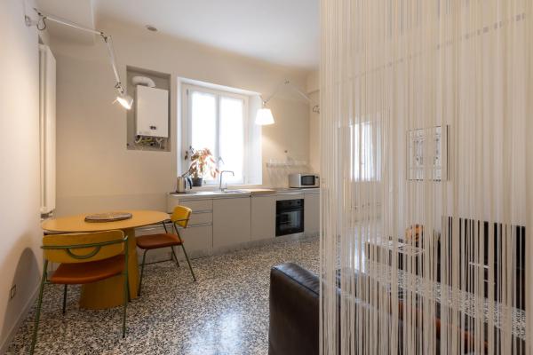 Newly Renovated Two-room Apartment - Milan