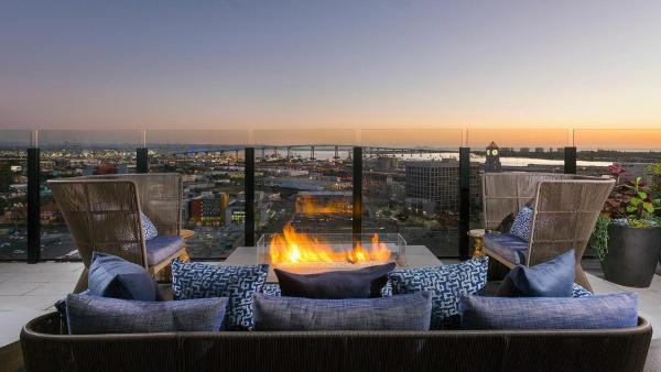 Luxury 1bedroom 1bath Gaslamp Quarter Petco Park - La Mesa, CA