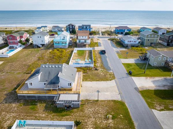 Private And Quiet Family Retreat - Steps To The Beach - Kitty Hawk, NC