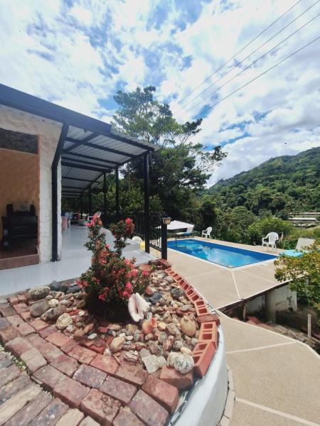 Casa Blanca En La Vega - Nocaima