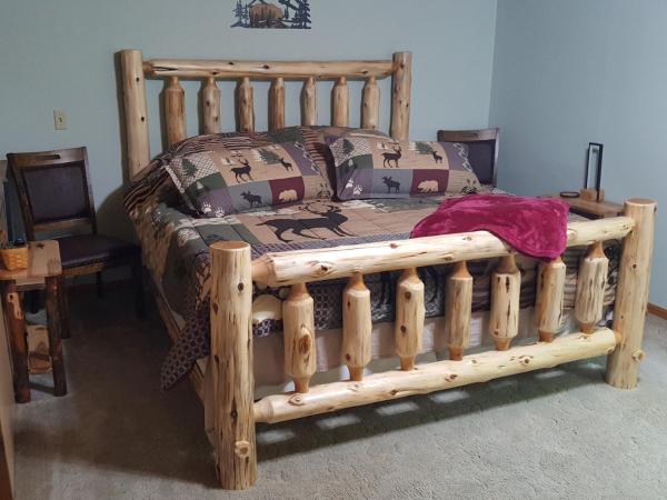 Woodland Hideaway - Naples, NY