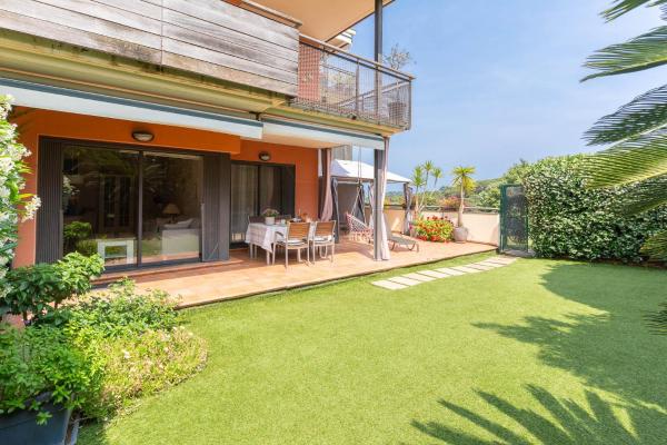 Charming Garden Apartment En "Jardins De Sa Boadella" - Lloret de Mar