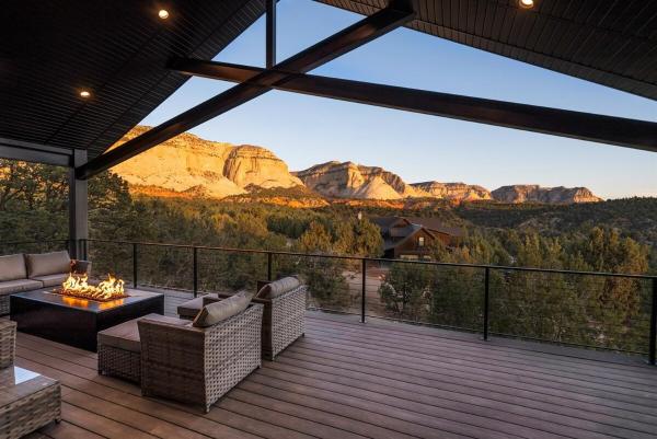 High Desert Home Modern Luxury Near Zion Np - Orderville, UT