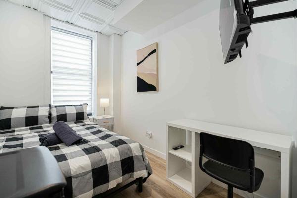 Room N2 In A Shared Apartment In Downtown Montreal - Lasalle