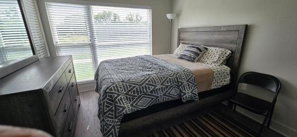 Furnished Executive 3-bed 2-bath Apartment Wichita Kansas - Wichita, KS