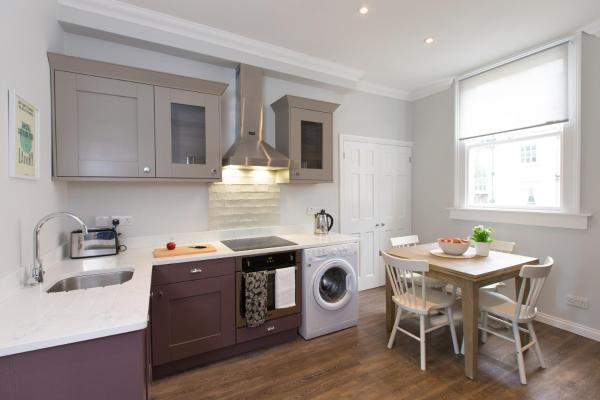 Willoughby Apartment - Bath
