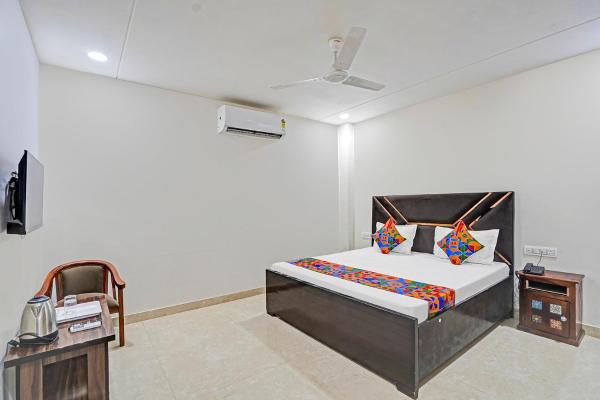 Fabhotel Lotus Longue - Faridabad