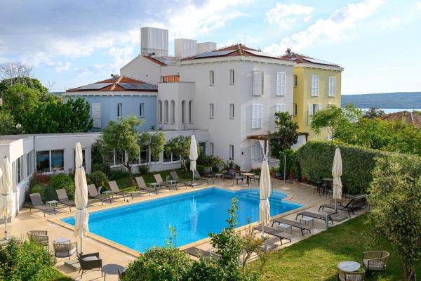 Hotel Manora - Cres Island, Croatia