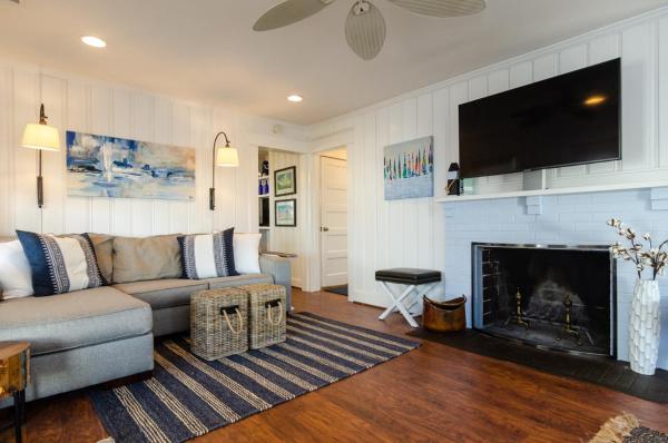 Surf Charlotte By Bryant Real Estate - Wrightsville Beach, NC